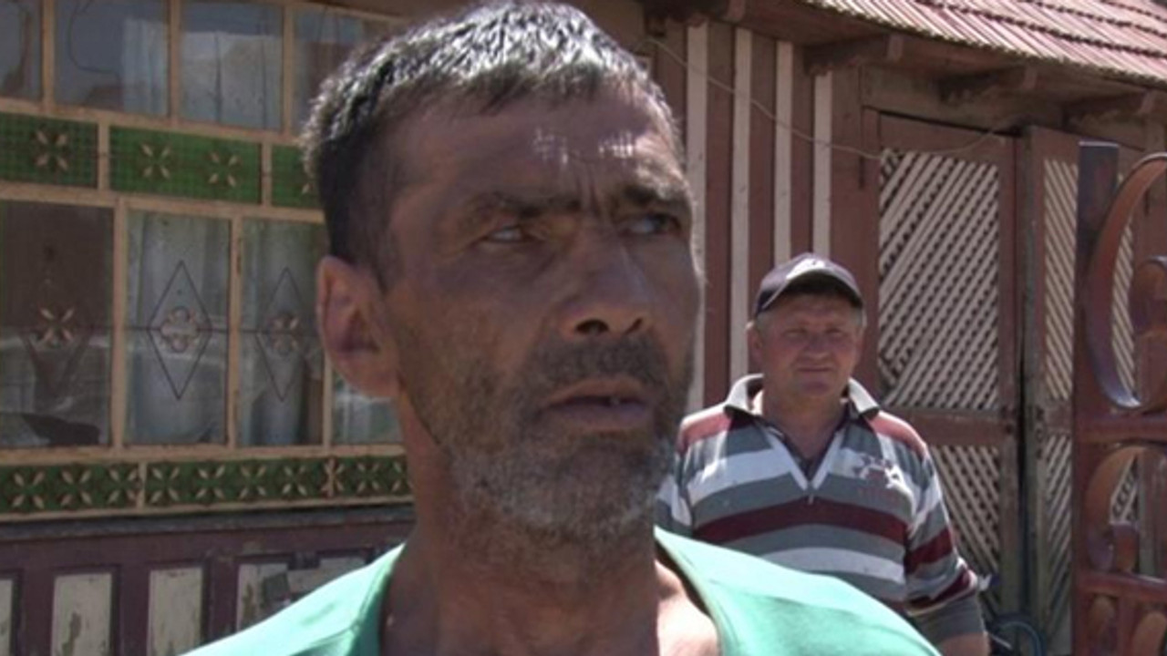 Korkunç cinayet! Sapık adam kız arkadaşını havuçla öldürdü - KRT TV Korkunç cinayet! Sapık adam kız arkadaşını havuçla öldürdü - KRT TV