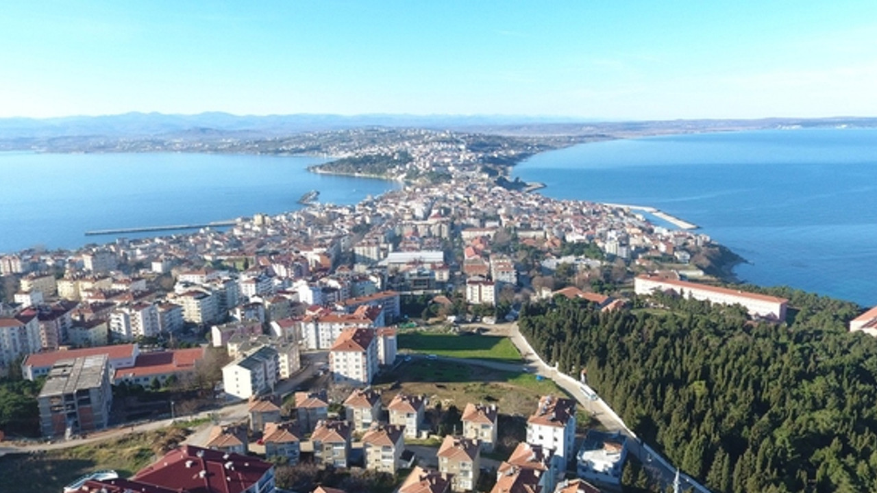 TÜİK, Türkiye'nin en mutlu şehirleri açıklandı - KRT TV TÜİK, Türkiye'nin en mutlu şehirleri açıklandı - KRT TV
