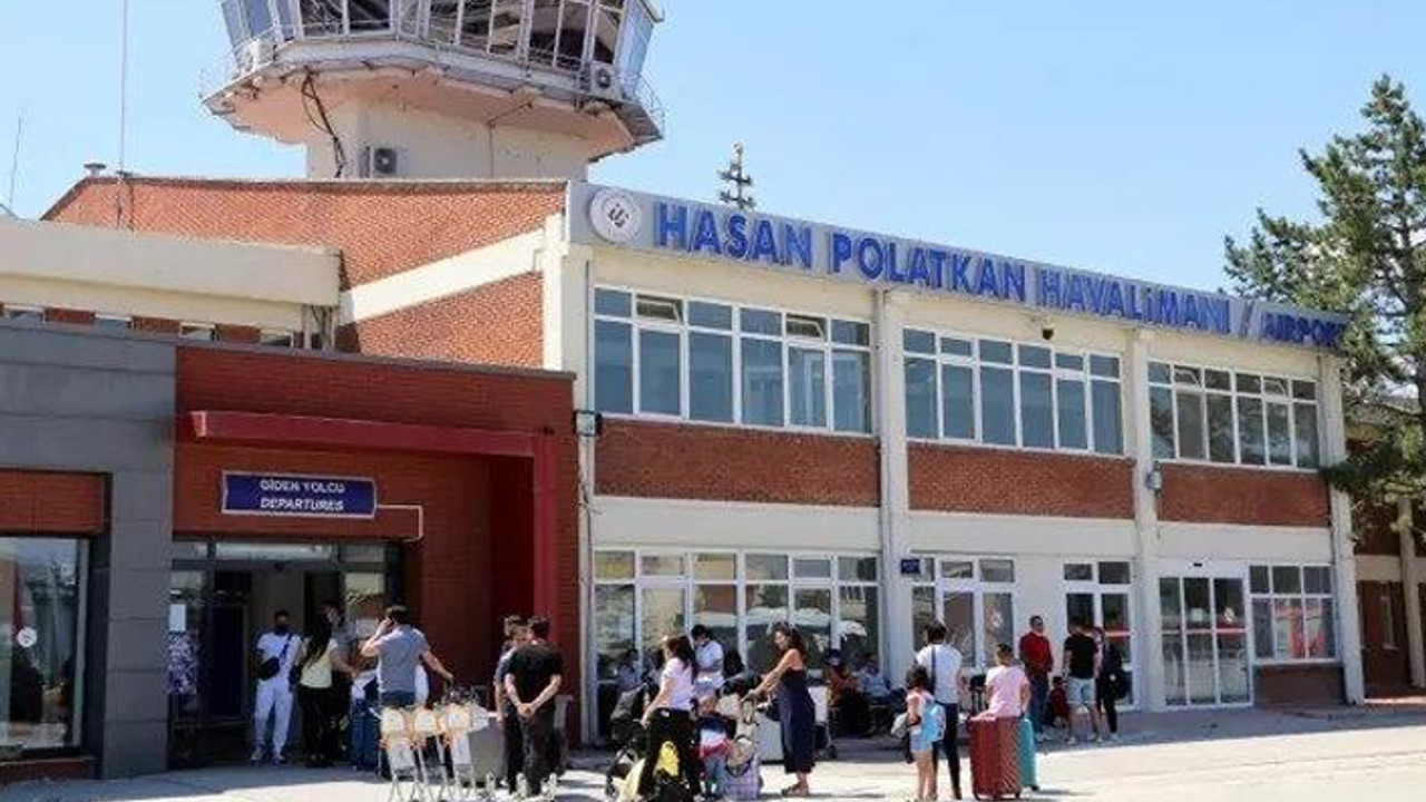 AKP'liler de karşı çıkmıştı: Hasan Polatkan Havalimanı için karar ... AKP'liler de karşı çıkmıştı: Hasan Polatkan Havalimanı için karar ...