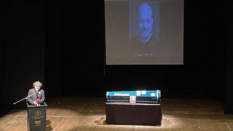 Kurtlar Vadisi’nin 'Deve Tuncay'ı Osman Wöber son yolculuğuna uğurlandı ...